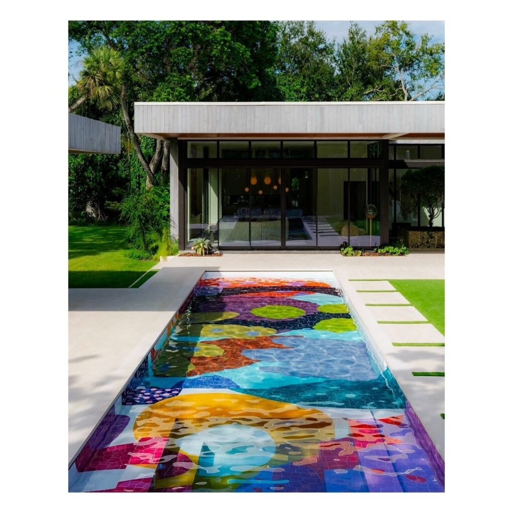17 Splash & Bloom: Stunning Pool Garden Ideas that Feel Like Out of Town